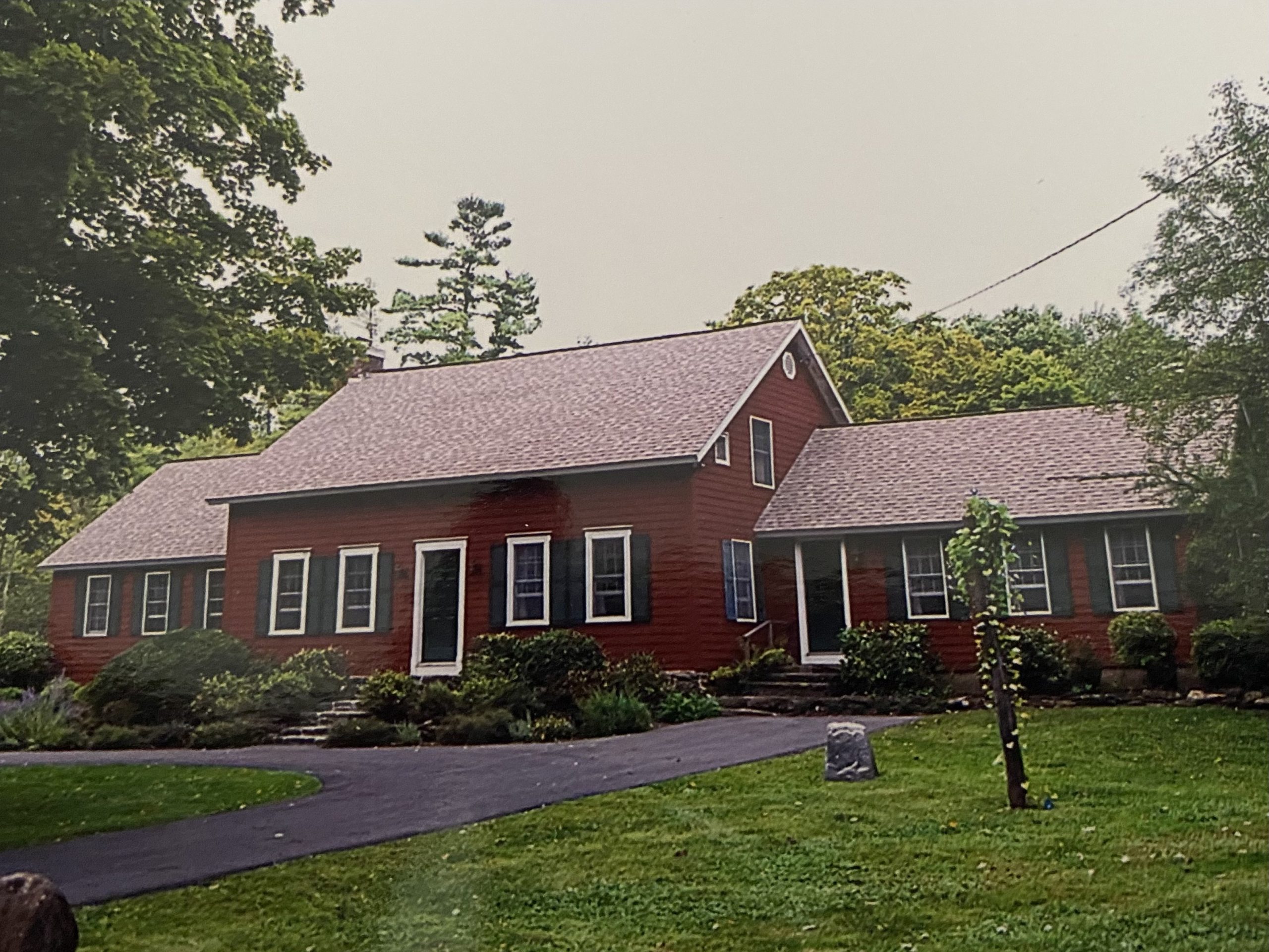 Windhaven Farm House | Racing City Realty